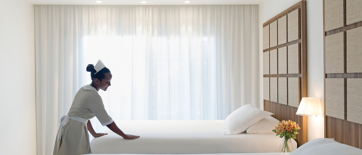 Should All Inclusive Resort Staff be Tipped or is it Already Included?