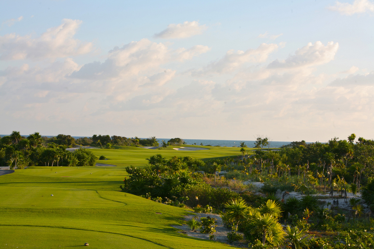 What Are The 4 Best Golf Courses in Cancun?
